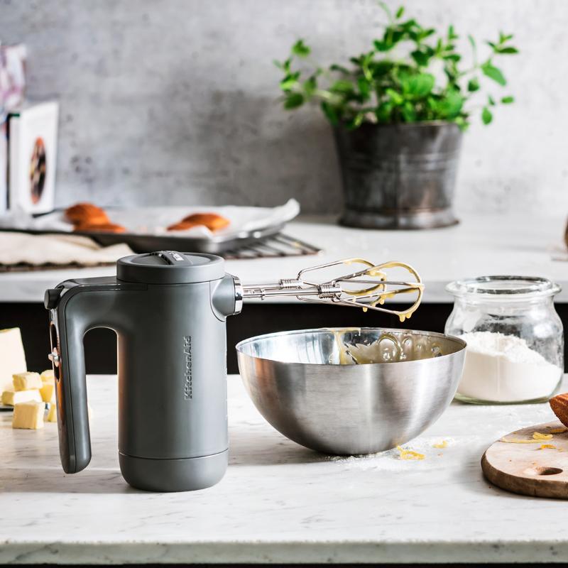 KitchenAid, trådløs håndmiks 5KHMB732EDG - Kitchn.no